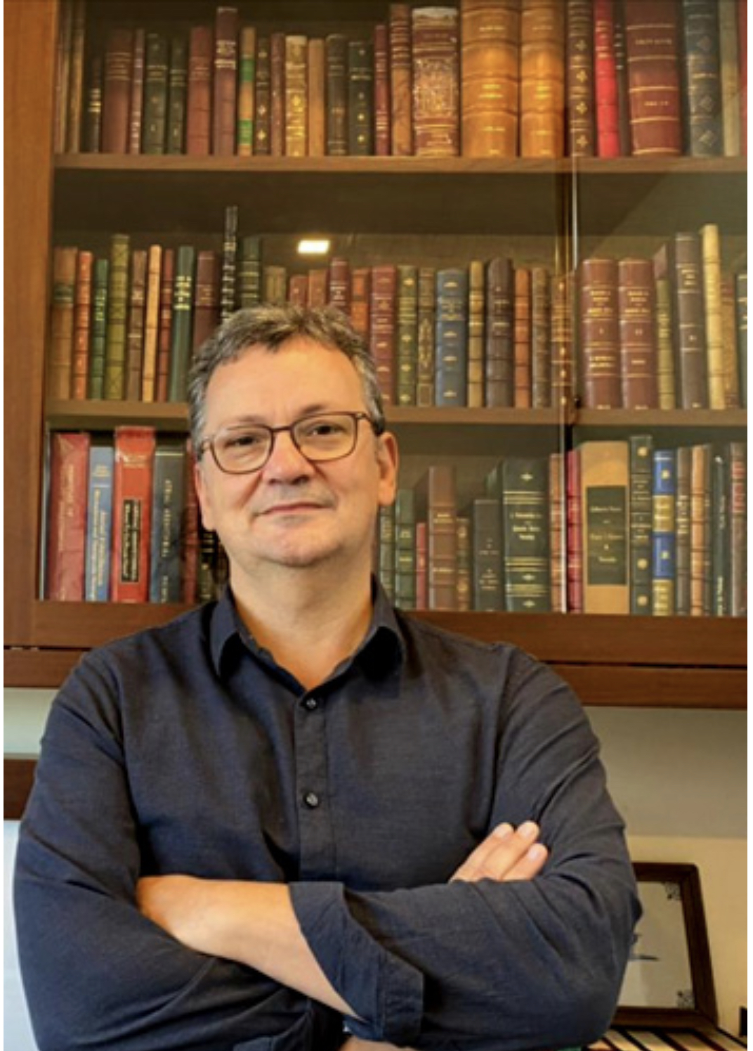 Médico e escritor Jorge Elias Neto celebra 25 anos de carreira com ...